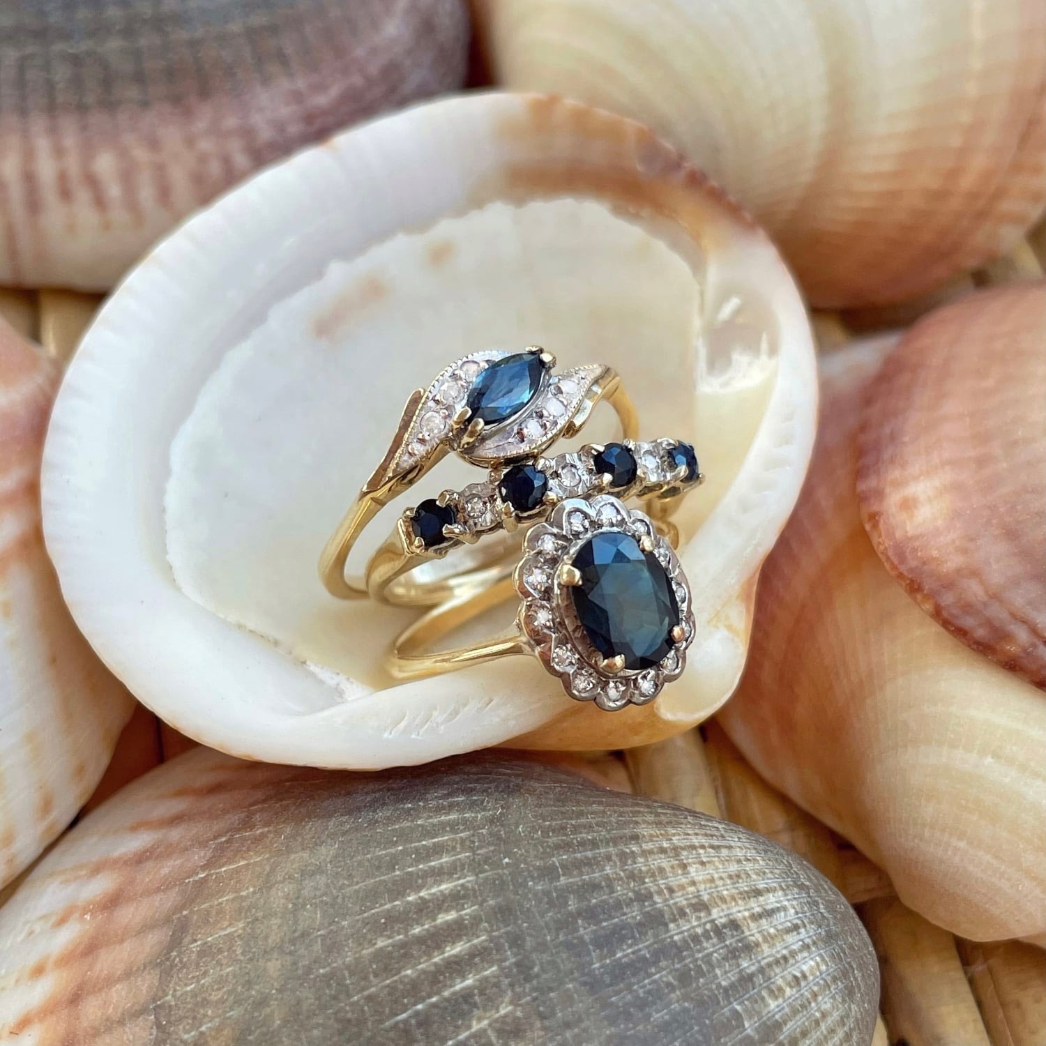 Vintage ring goud - "Royal Blue" Saffier & diamant - Sieradenmeisje